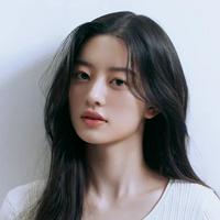 Park Minju (ILLIT) MBTI Personality Type: ISTP