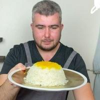 What do you think Albert Niazhvinski (albert_cancook)'s personality is?