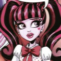 Draculaura MBTI Personality Type: ENFP